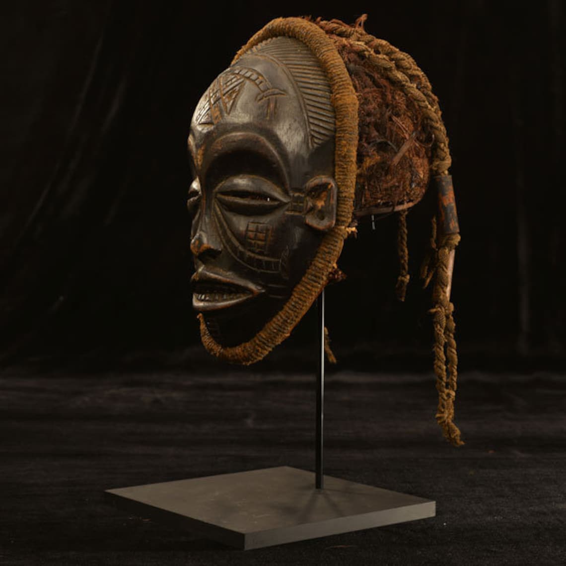 African Chokwe Mask 18 on Display Stand - Etsy