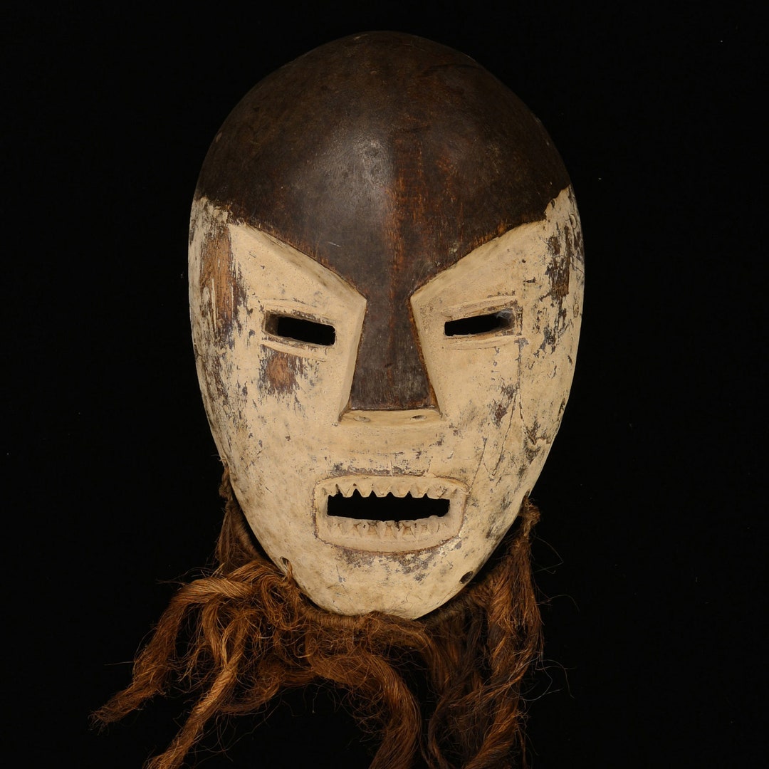 African Yaka Mask 3 Great Wall Hanging or on a Display Stand - Etsy