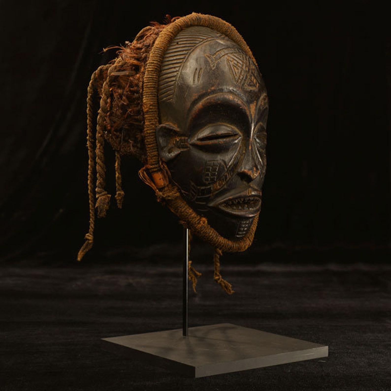 African Chokwe Mask 18 on Display Stand - Etsy