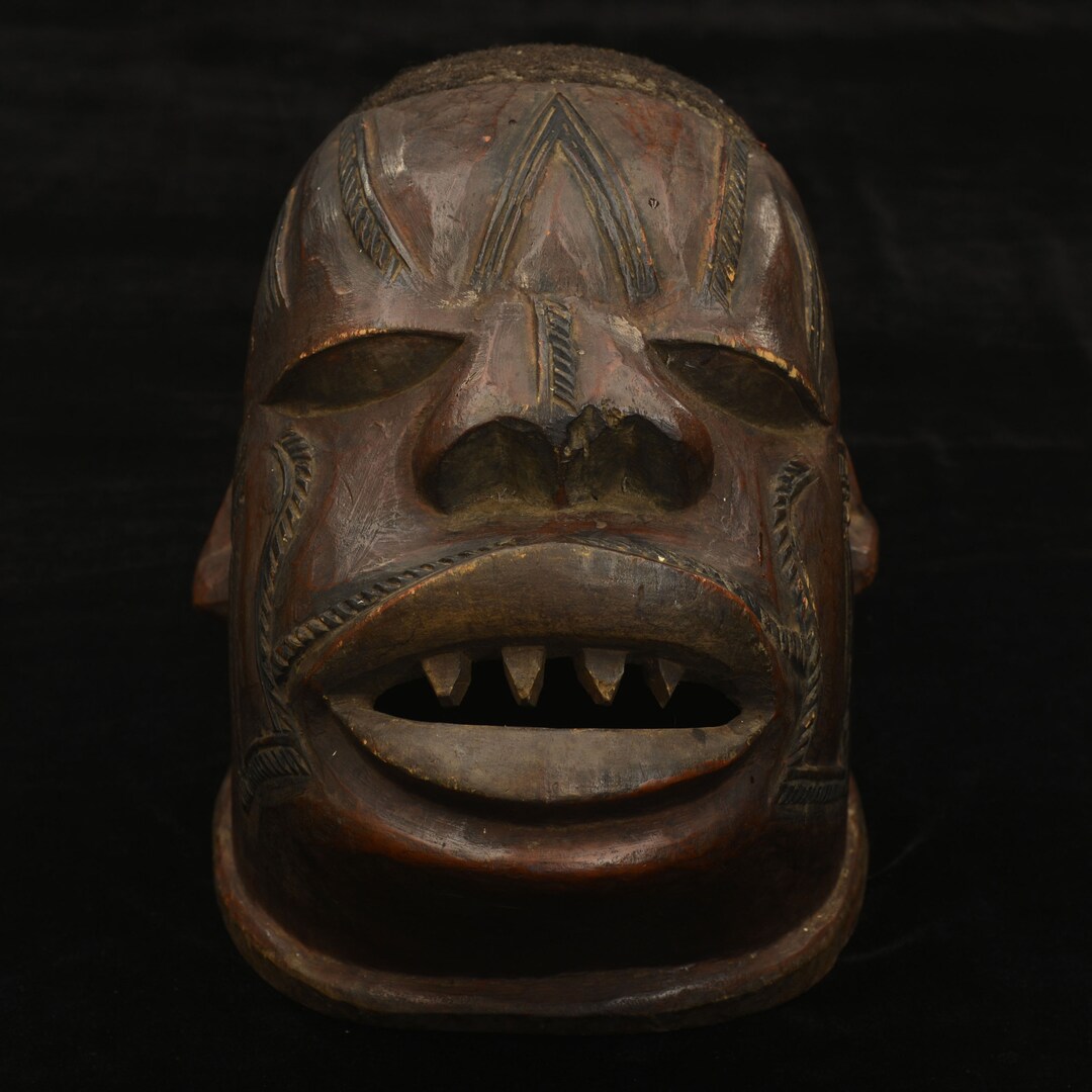 African Makonde Lipiko Helmet-mask 5 - Etsy