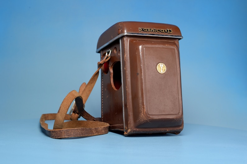 Yashica D. Twin Lens Reflex Film Camera. 120mm Film Camera. Vintage TLR ...