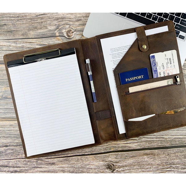 Left Handed Gifts - 60+ Gift Ideas for 2023