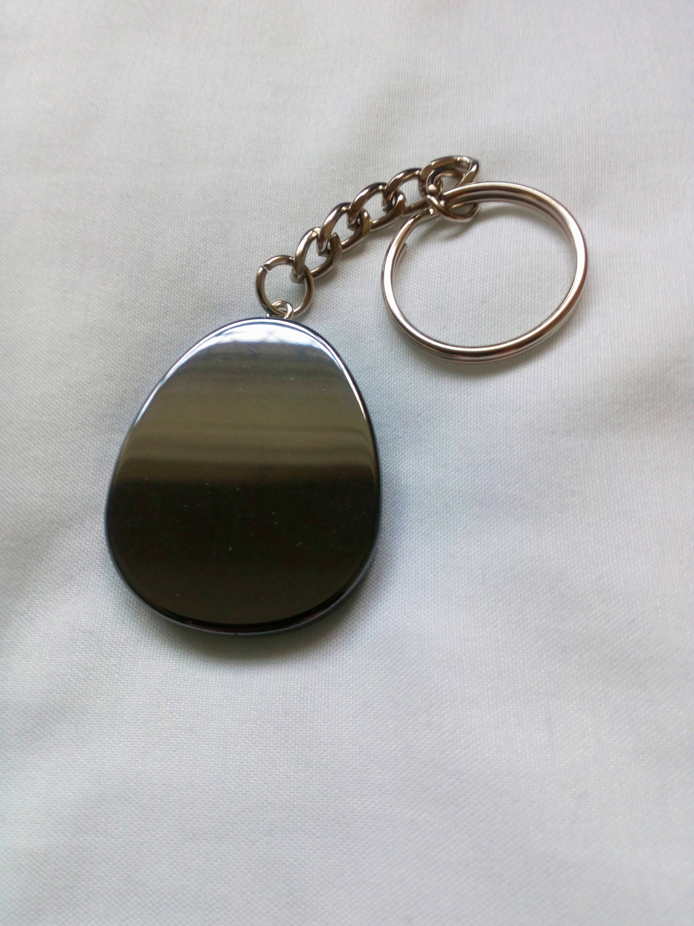 Freeform Crystal Keyring Hematite, Goldstone, Carnelian, Sodalite ...