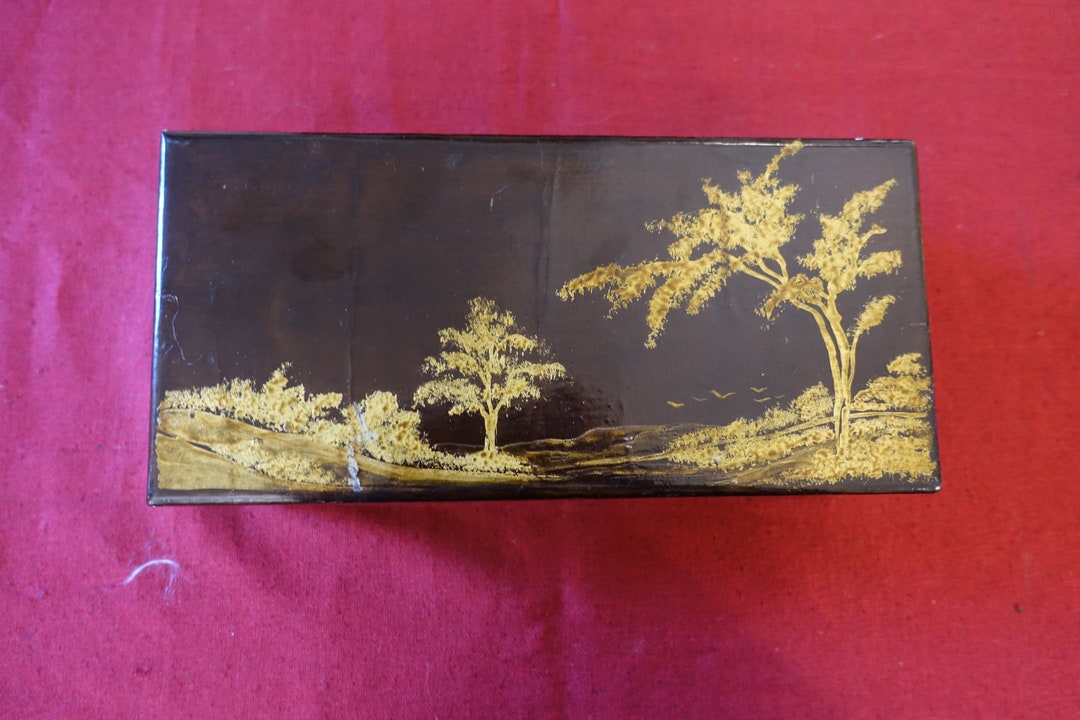 Vintage Lacquer and Gold Box - Etsy