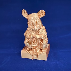 lab mice statue