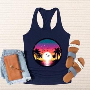 Retro Sunset Beach Tank Top, Colorful Summer Vacation Shirt for Women ...