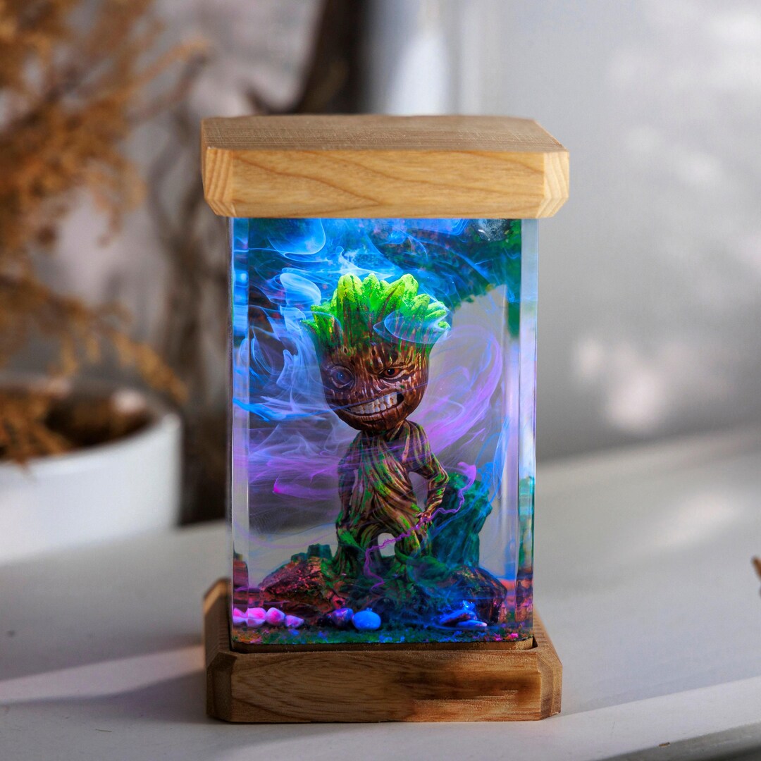 Superhero Resin Lamp, Mar.vel Epoxy Lamp, Custom Wood Desk Lamp, Custom ...