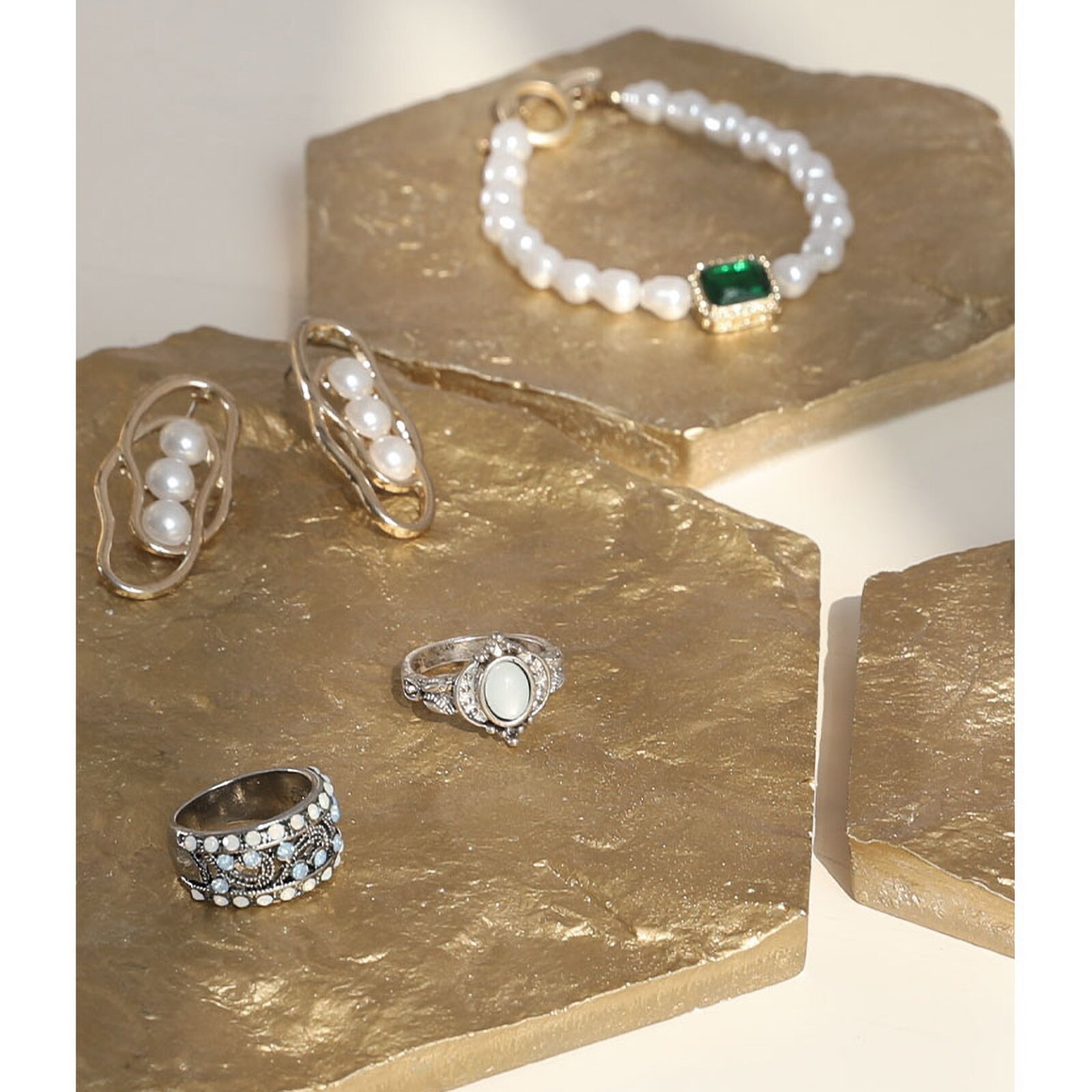 Golden Hexagon Rough Texture Jewelry Display Jewelry Display - Etsy