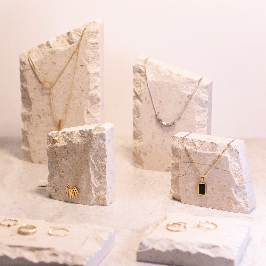 Fossil Stone Jewelry Display Set – Beige Limestone Stands for Rings ...