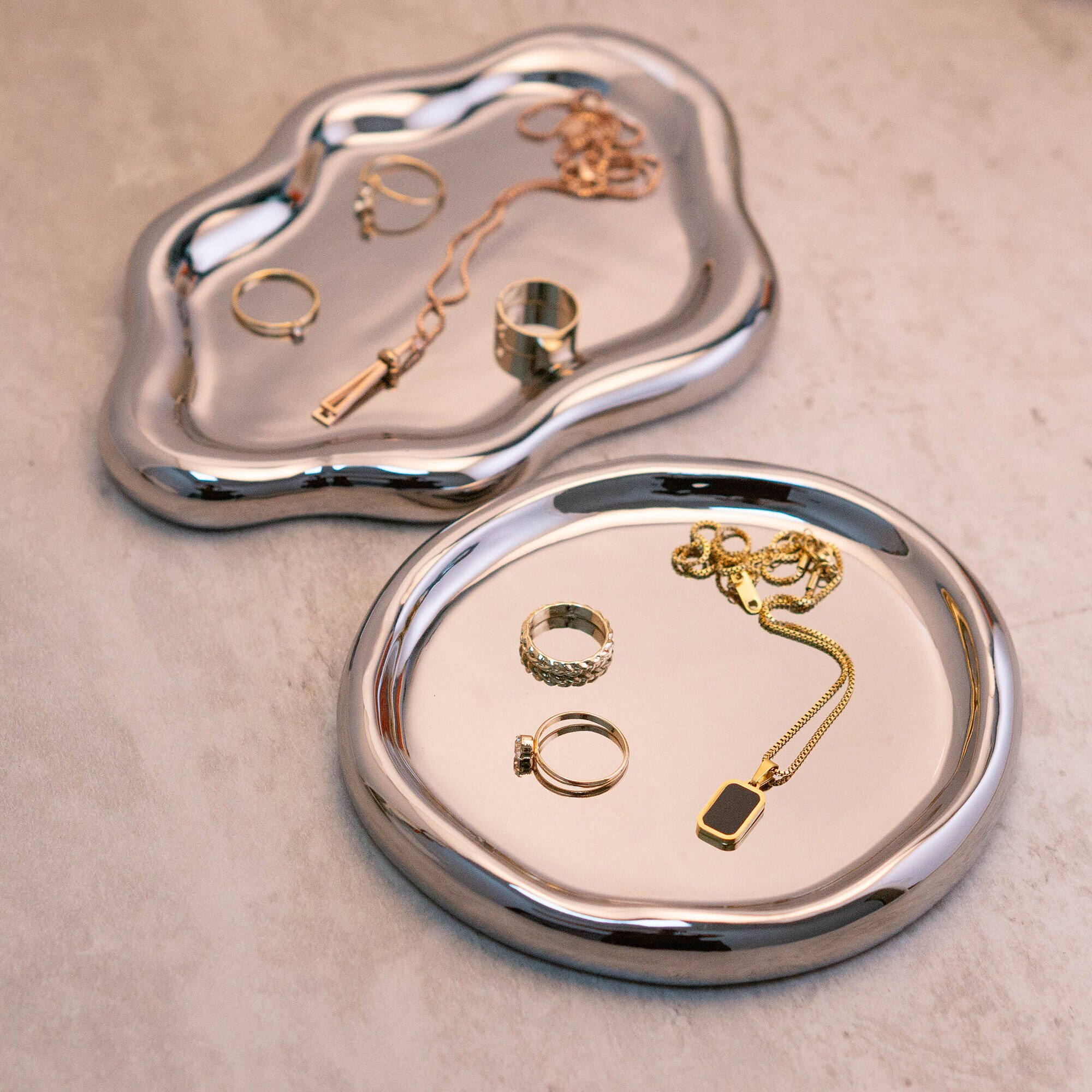 Metallic Silver Jewelry Display Set | Irregular Ring Dish & Necklace ...