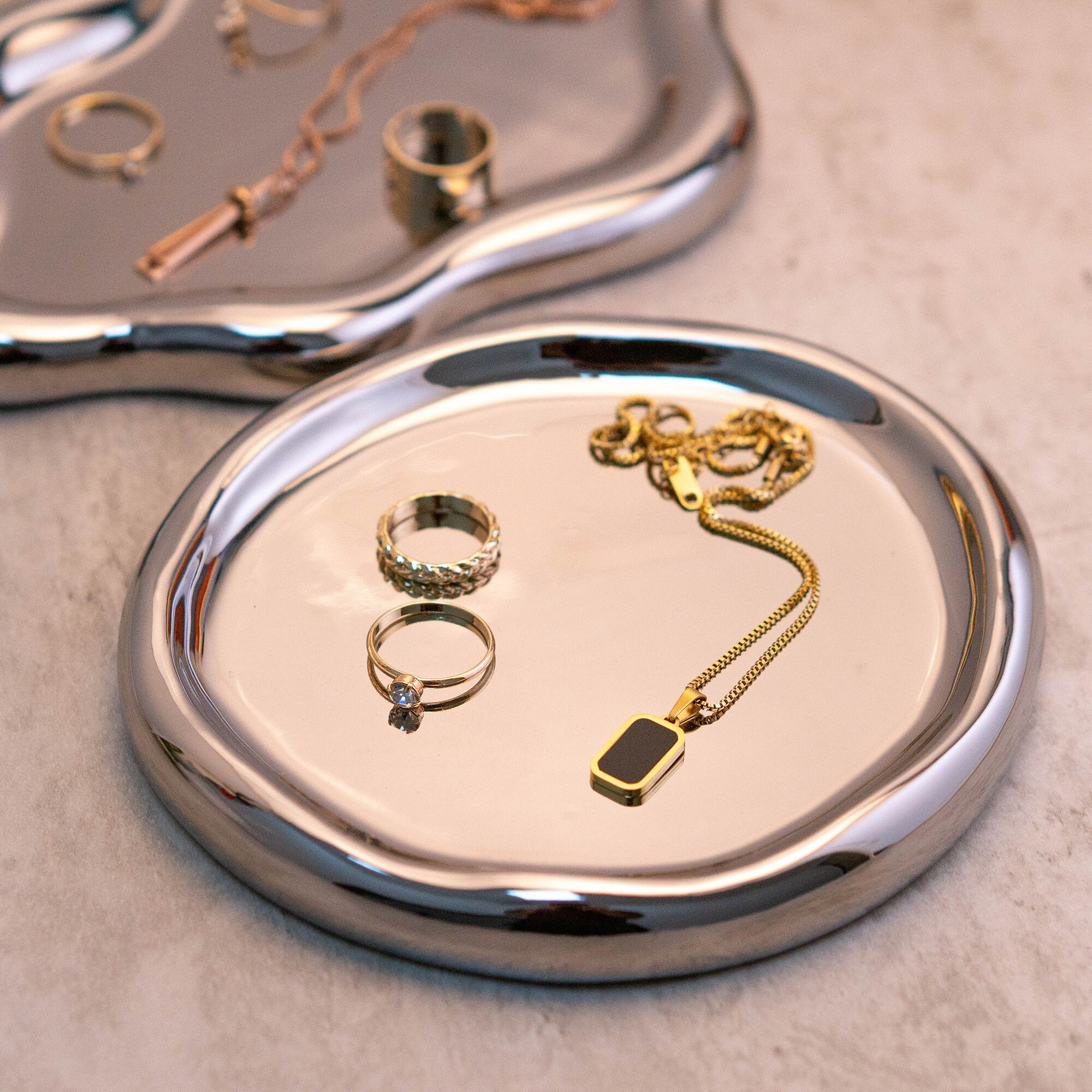 Metallic Silver Jewelry Display Set | Irregular Ring Dish & Necklace ...