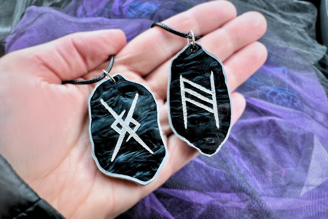 Viking Wedding Necklace Set - Handcrafted and Engraved With Eternal ...