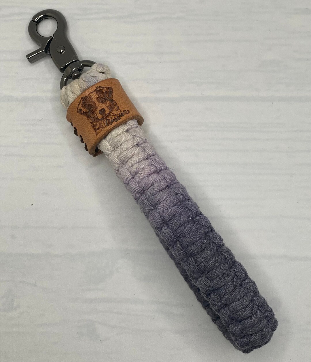 Australian Shepherd Keychain: Ombre Macrame With Engraved Leather Gifts ...