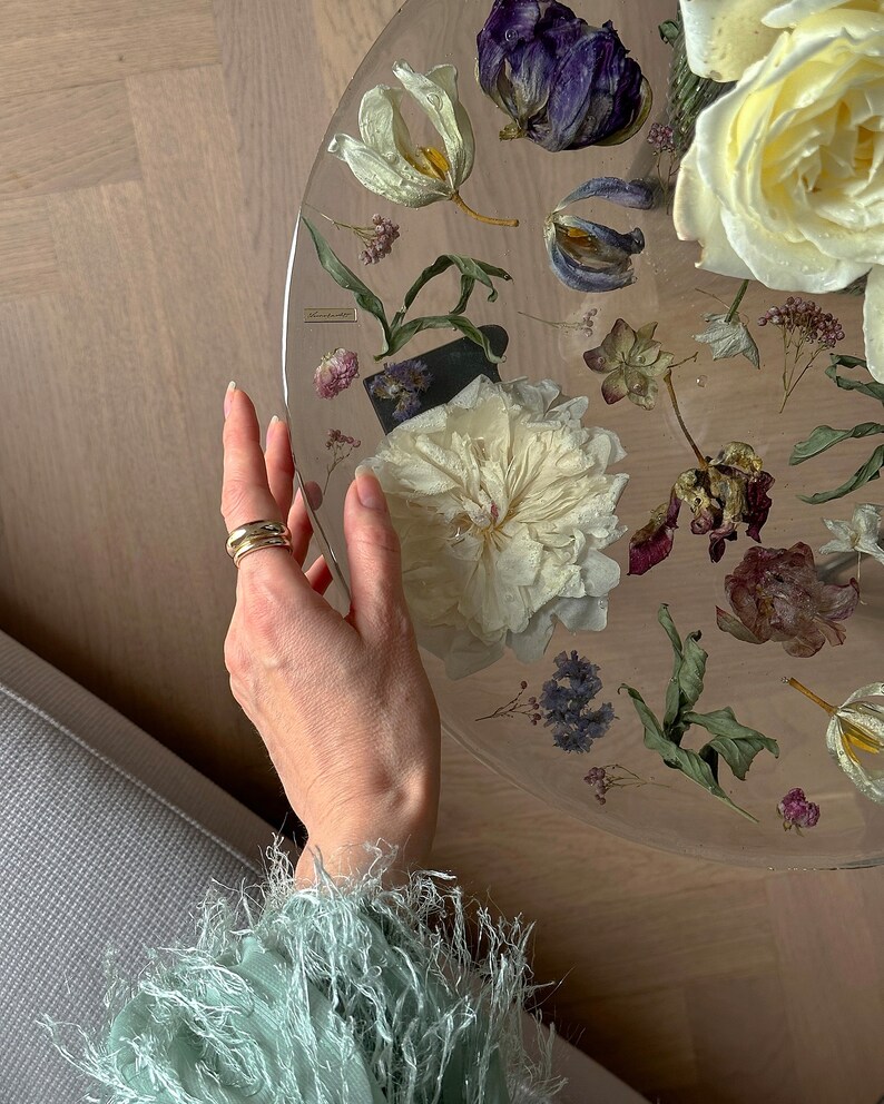 Unique Epoxy Resin Table With Flowers and Leaves. - Etsy UK