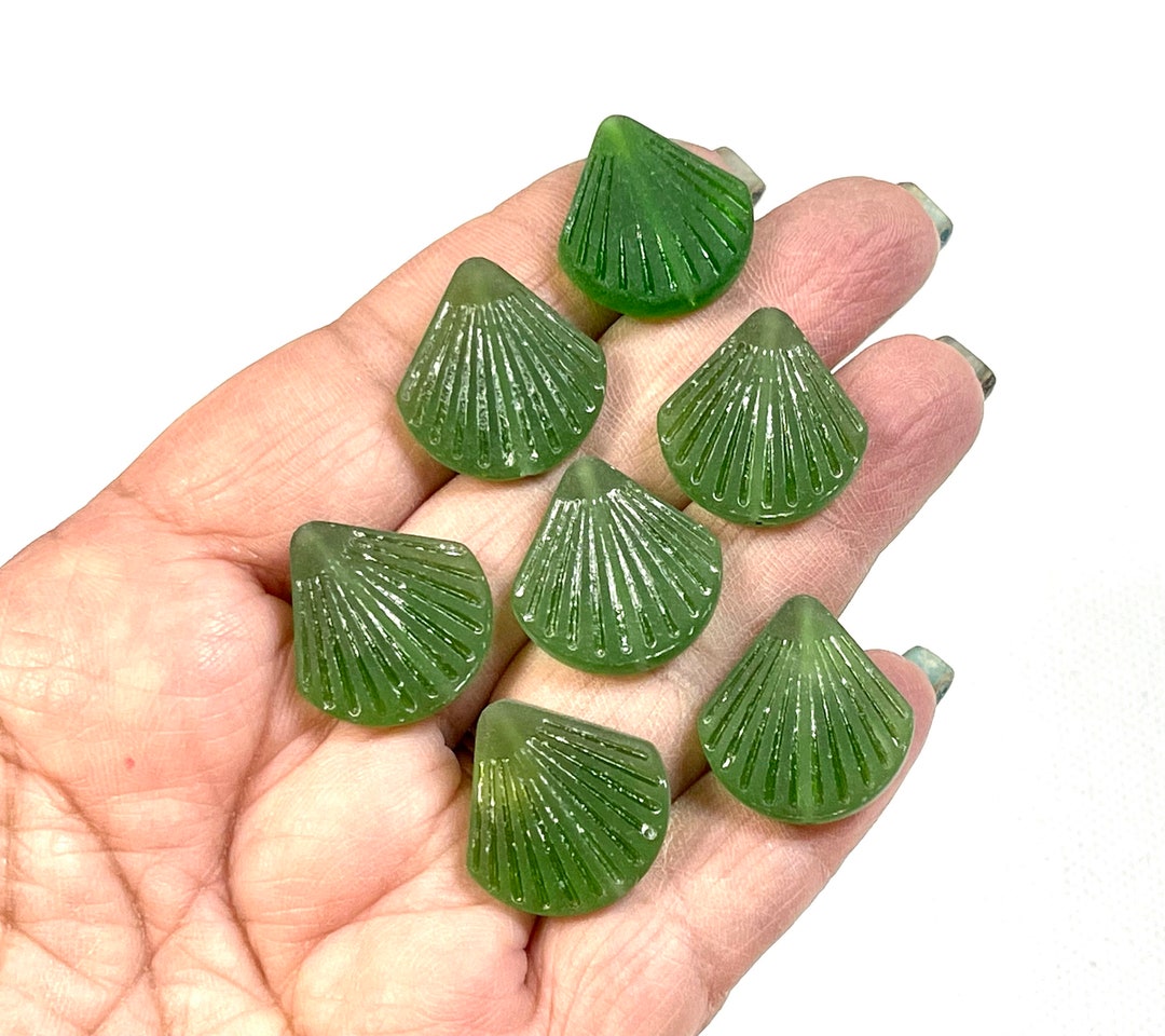 Green Sea Glass Scallop Shell Center Drilled Beads, 21mm Sea Glass ...
