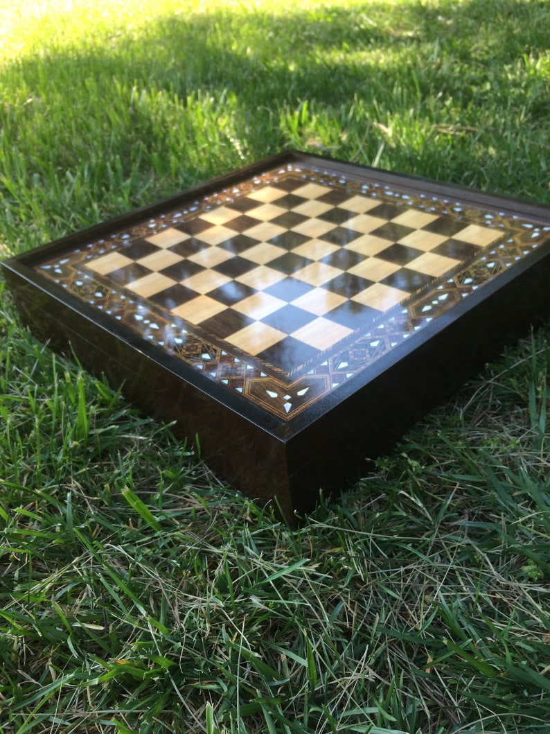 Walnut Pattern VIP Chess Set, VIP Chess Set With Marble Pattern Wooden ...