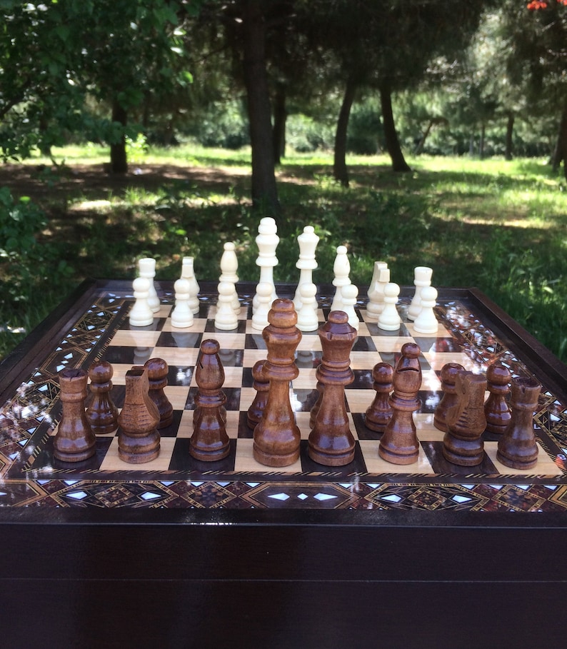Walnut Pattern VIP Chess Set, VIP Chess Set With Marble Pattern Wooden ...