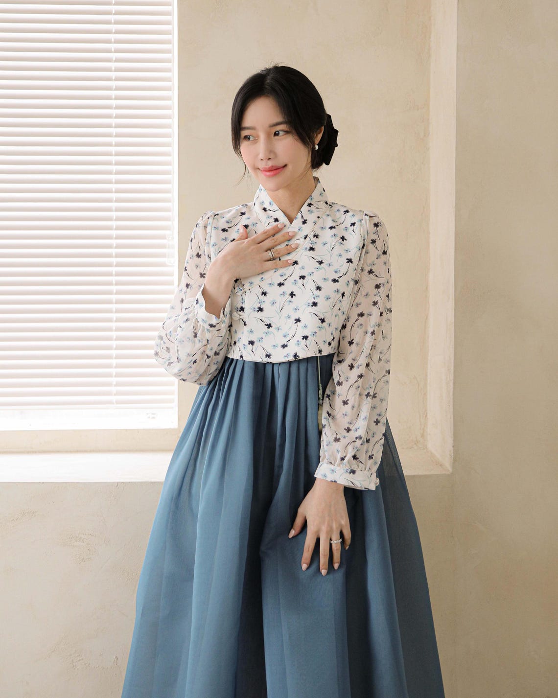 Korean Women's Modern Hanbok Daily Hanbok for Fall and Winter- Melody ...