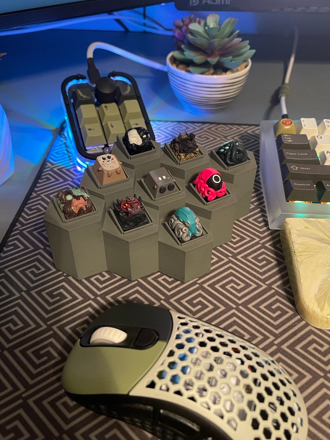 XL Flexagon Artisan Keycap Stand | Artisan Keycap Holder | Hexagonal ...