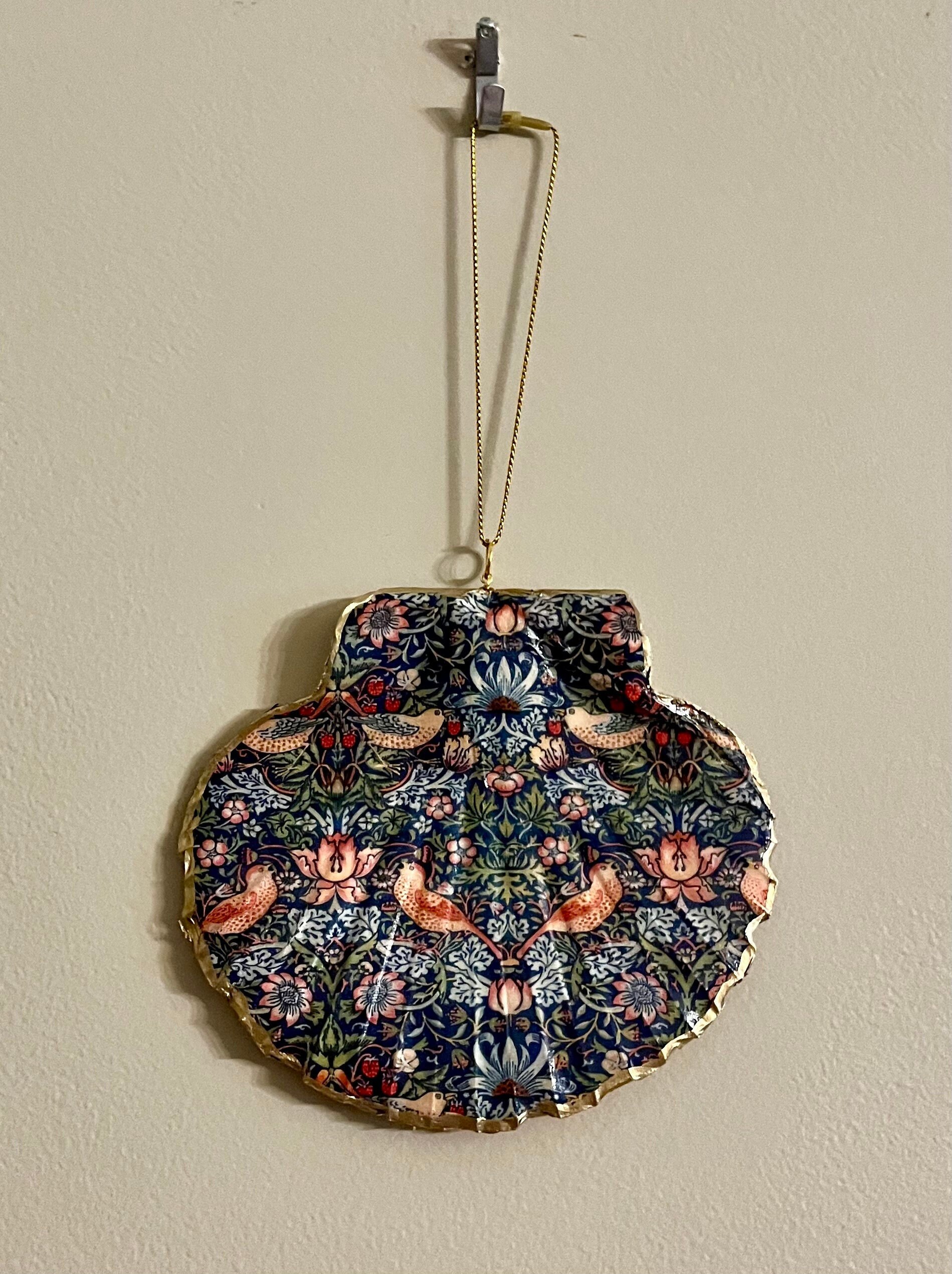 William Morris Strawberry Thief Ornaments Shell | Decoupage Shell ...
