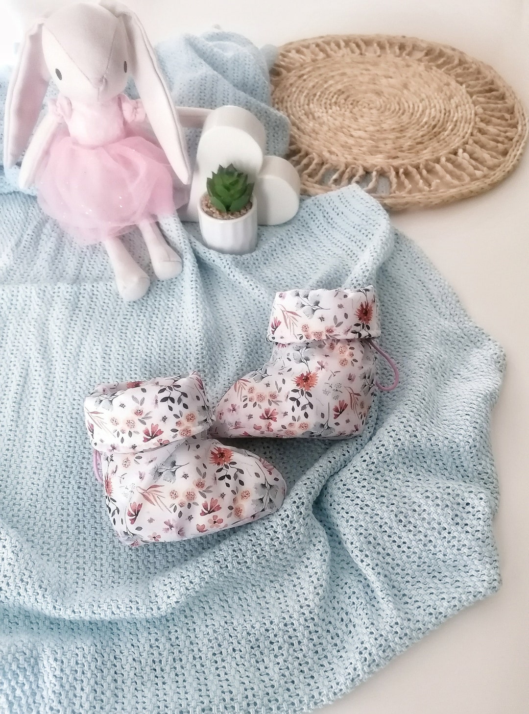 WINTER Baby Booties 0-12M PDF Sewing Pattern & Tutorial, Projector ...