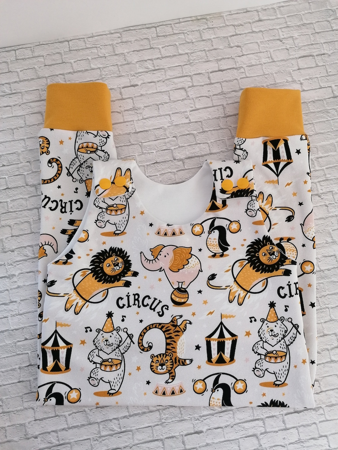PLAYFUL Romper Sewing Pattern and Tutorial PDF Projector Baby Romper ...