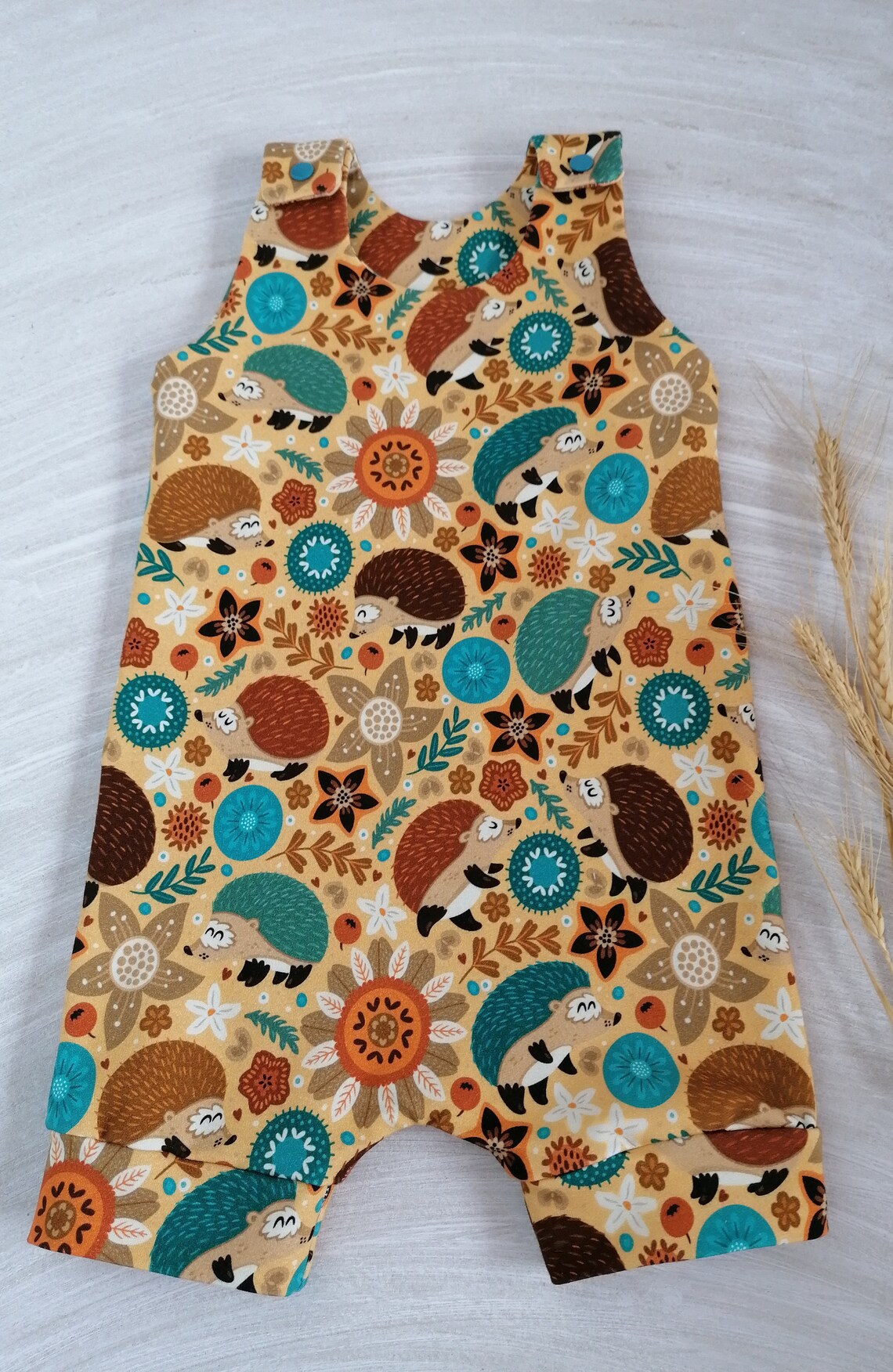 WONDER Short Romper Sewing Pattern and Tutorial PDF Projector - Etsy