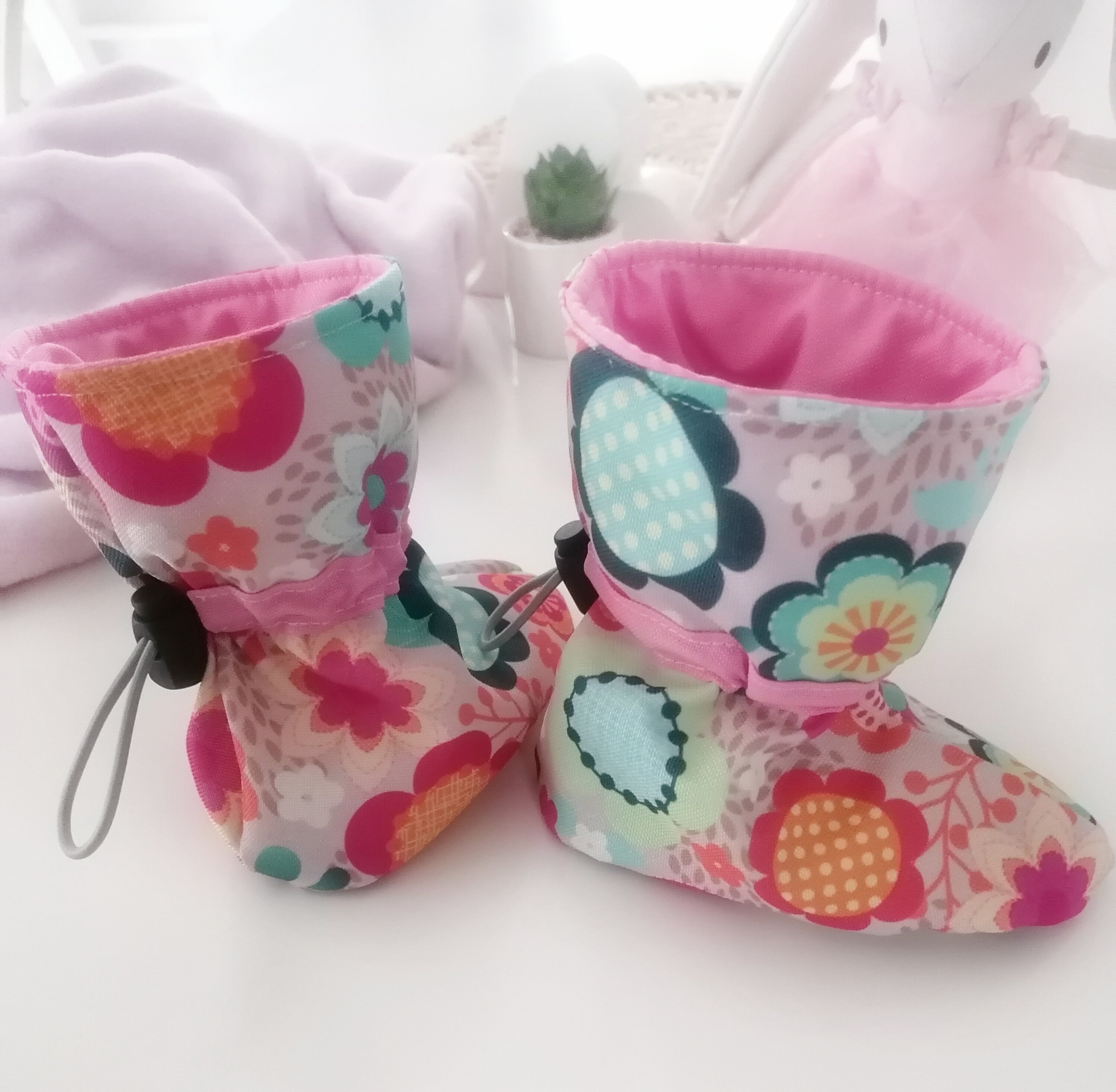 WINTER Baby Booties 0-12M PDF Sewing Pattern & Tutorial, Projector ...