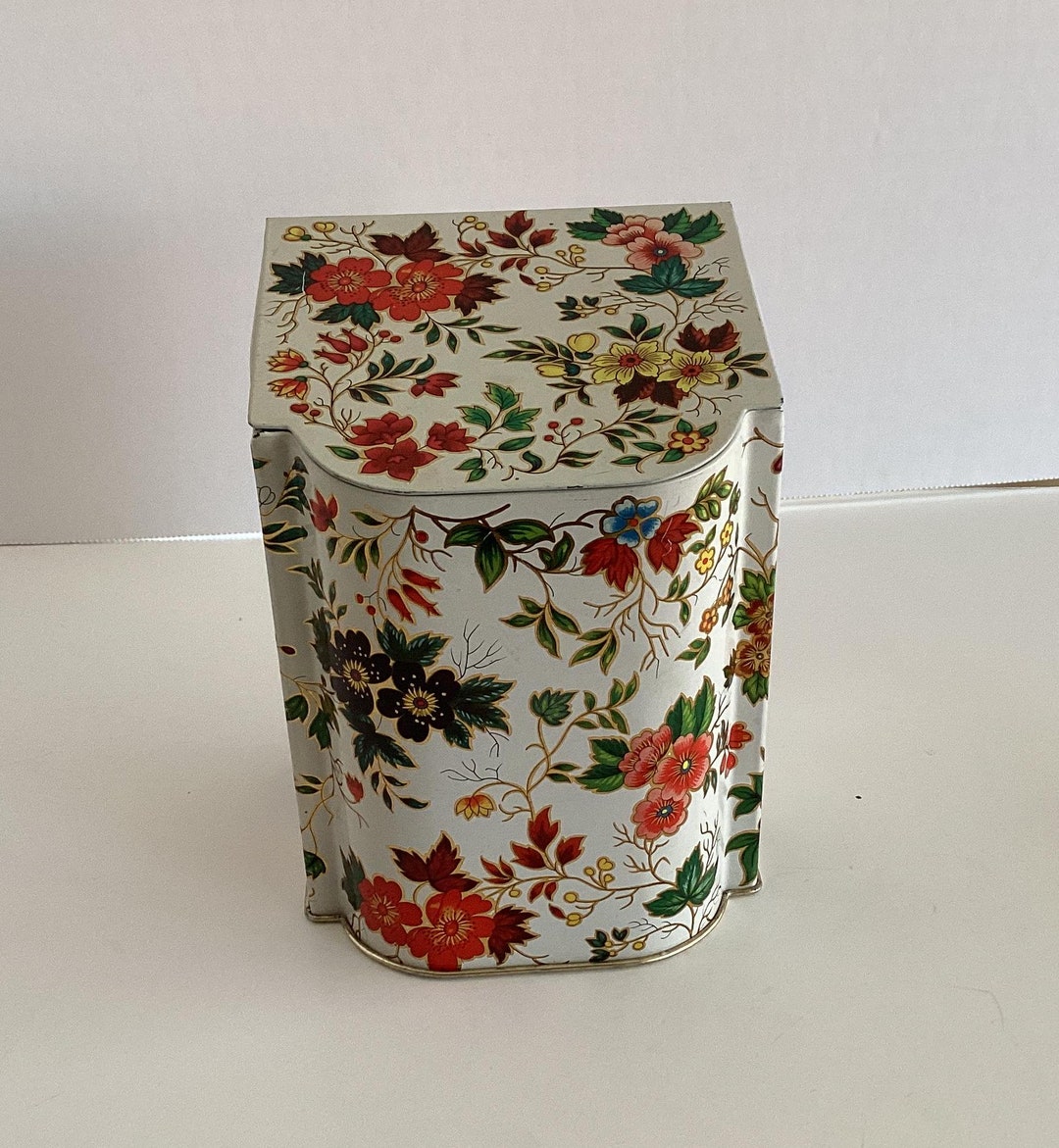 Vintage Hinged Tin Slanted Made in England Floral Tin Tea Tin - Etsy