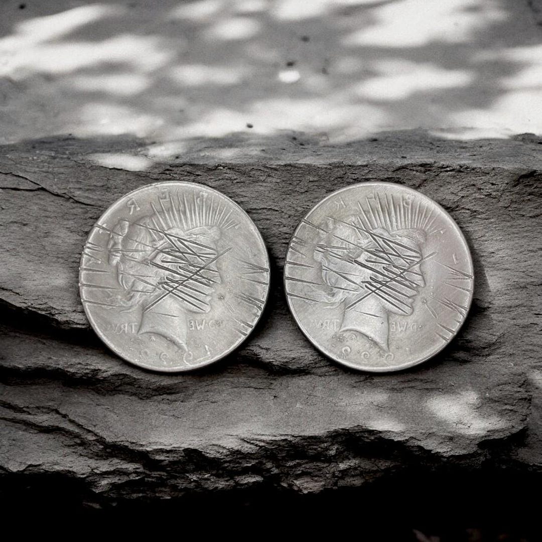 Harvey Dent Two-sided Coin, Both Sides Flip to Determine the Two-sided ...