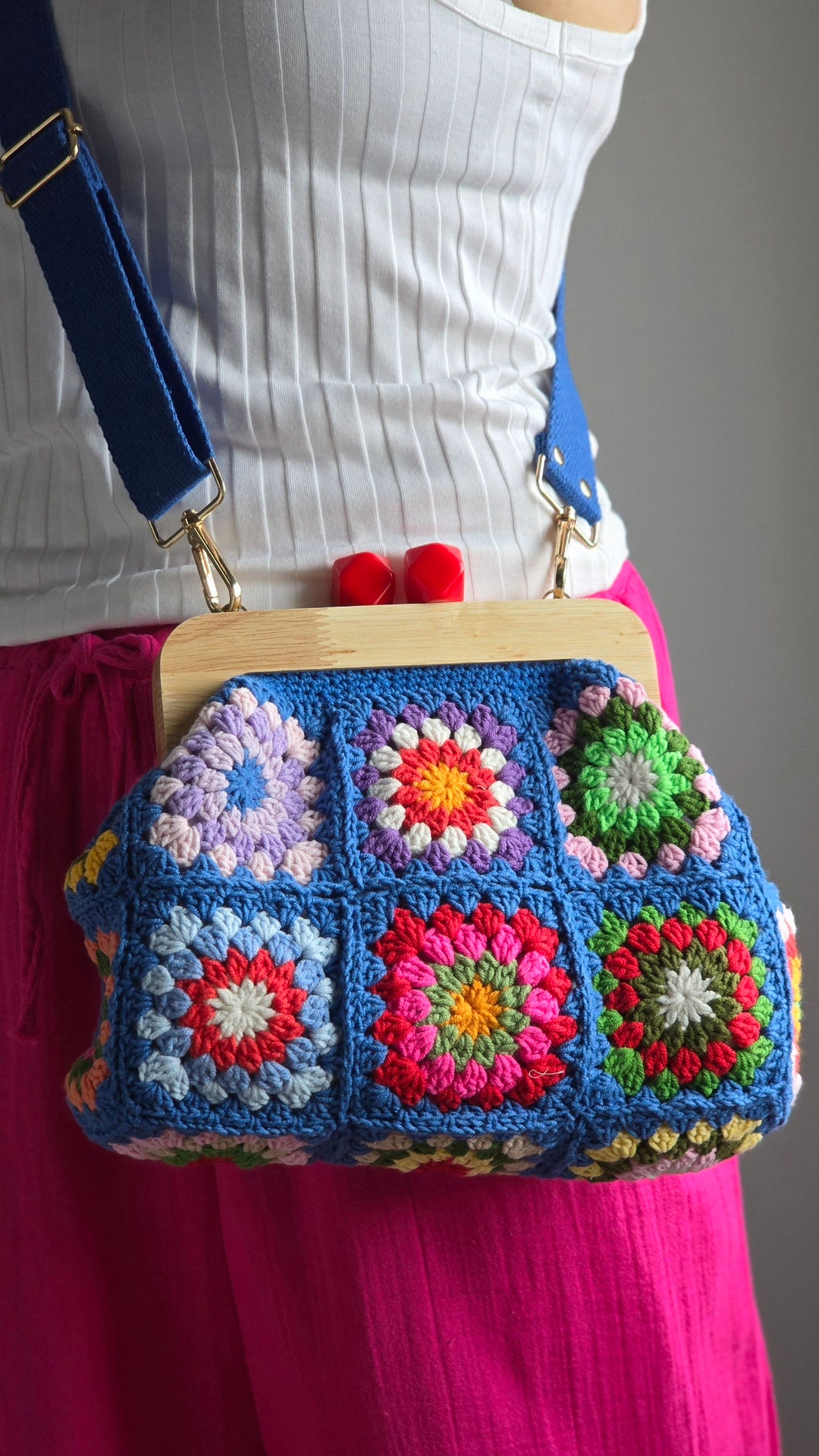 Blue Crochet Vintage Kiss Lock Pouch With Coloful Granny Square's, Chic ...