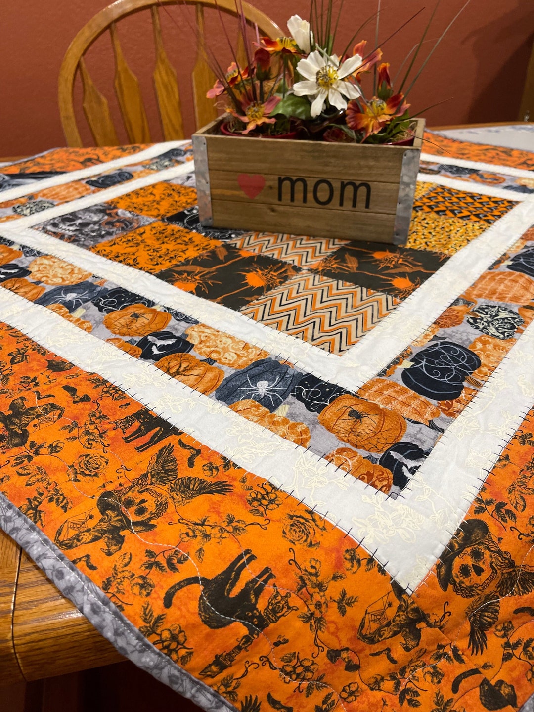 Halloween Table Topper - Etsy