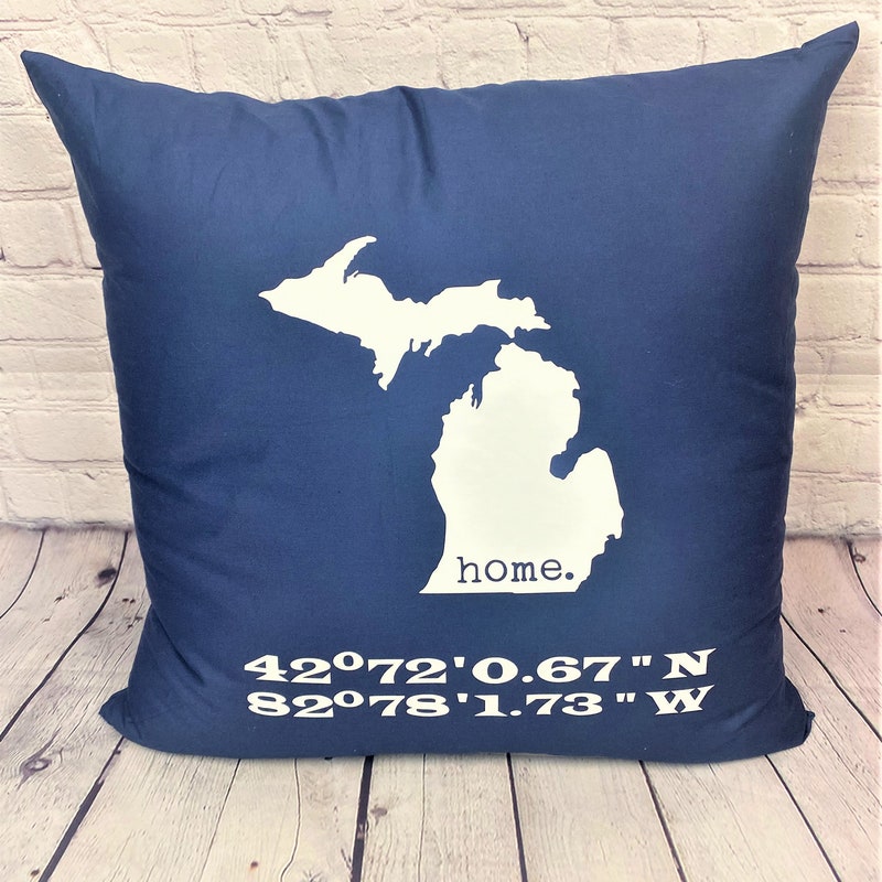 Michigan Pillow - Etsy