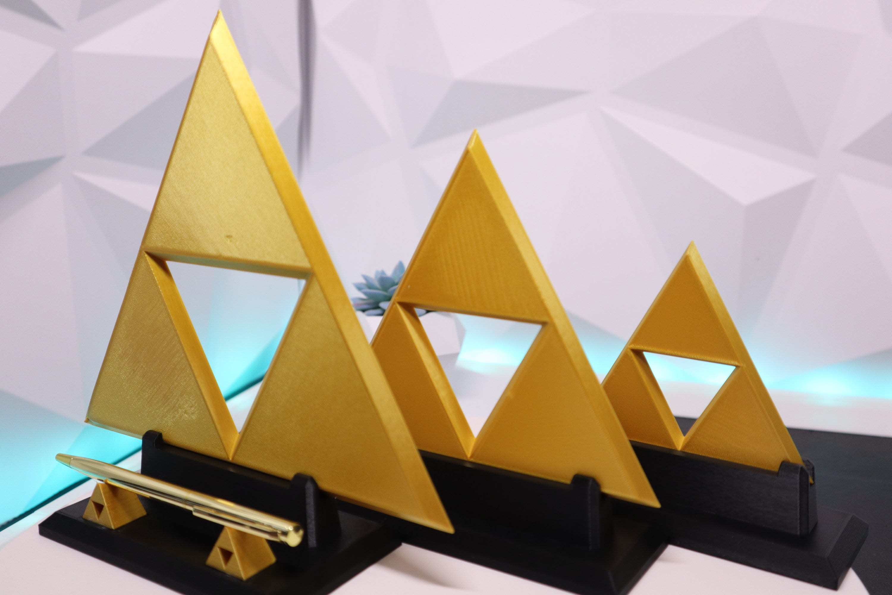 Zelda Triforce Desk Display Wall Art - Etsy