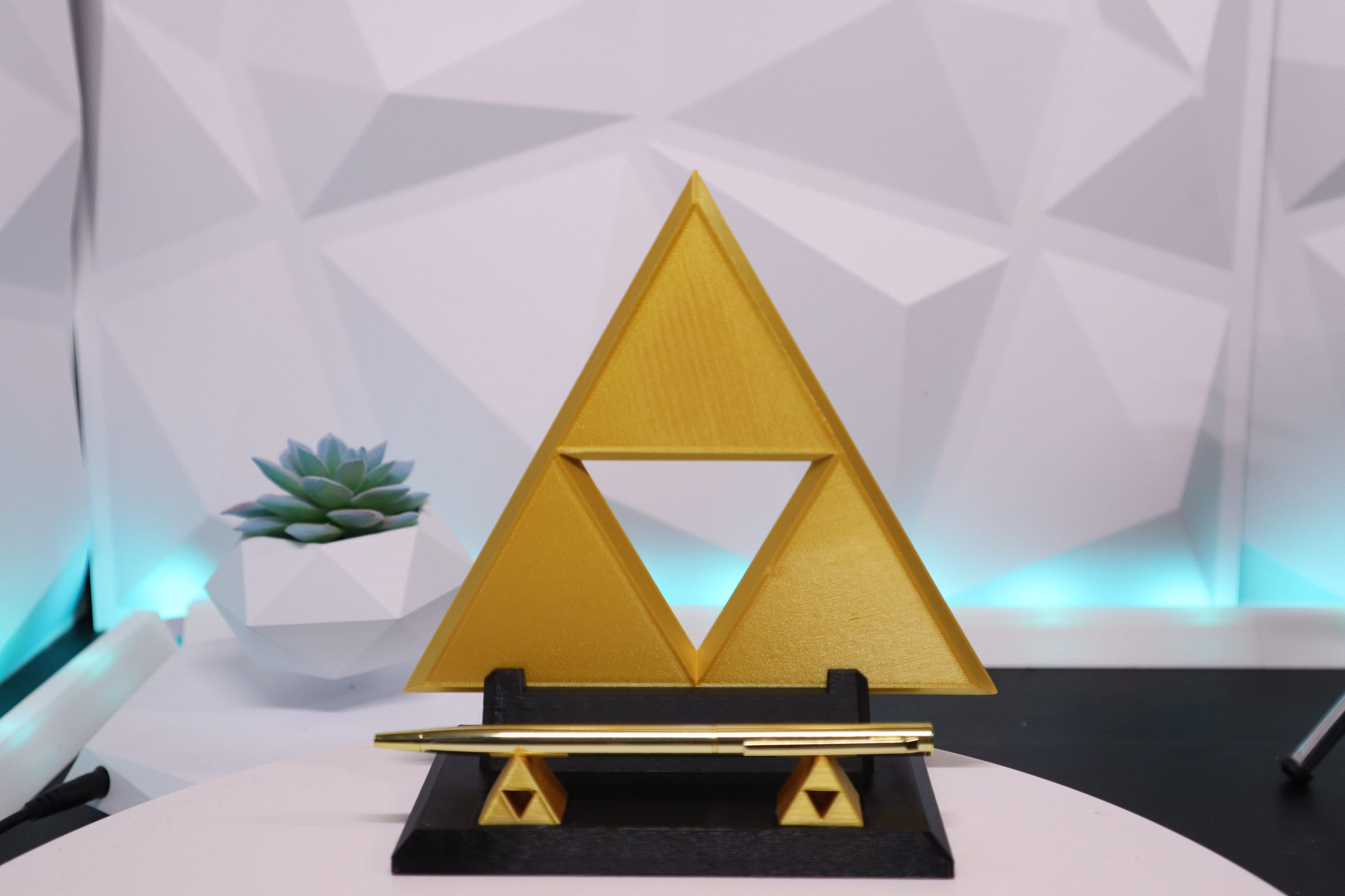 Zelda Triforce Desk Display Wall Art - Etsy