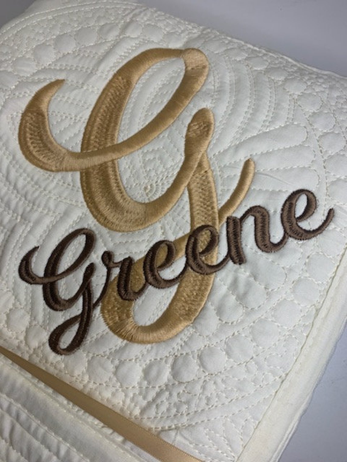 Custom Monogrammed Quilt Personalized Quilt Wedding Quilt - Etsy