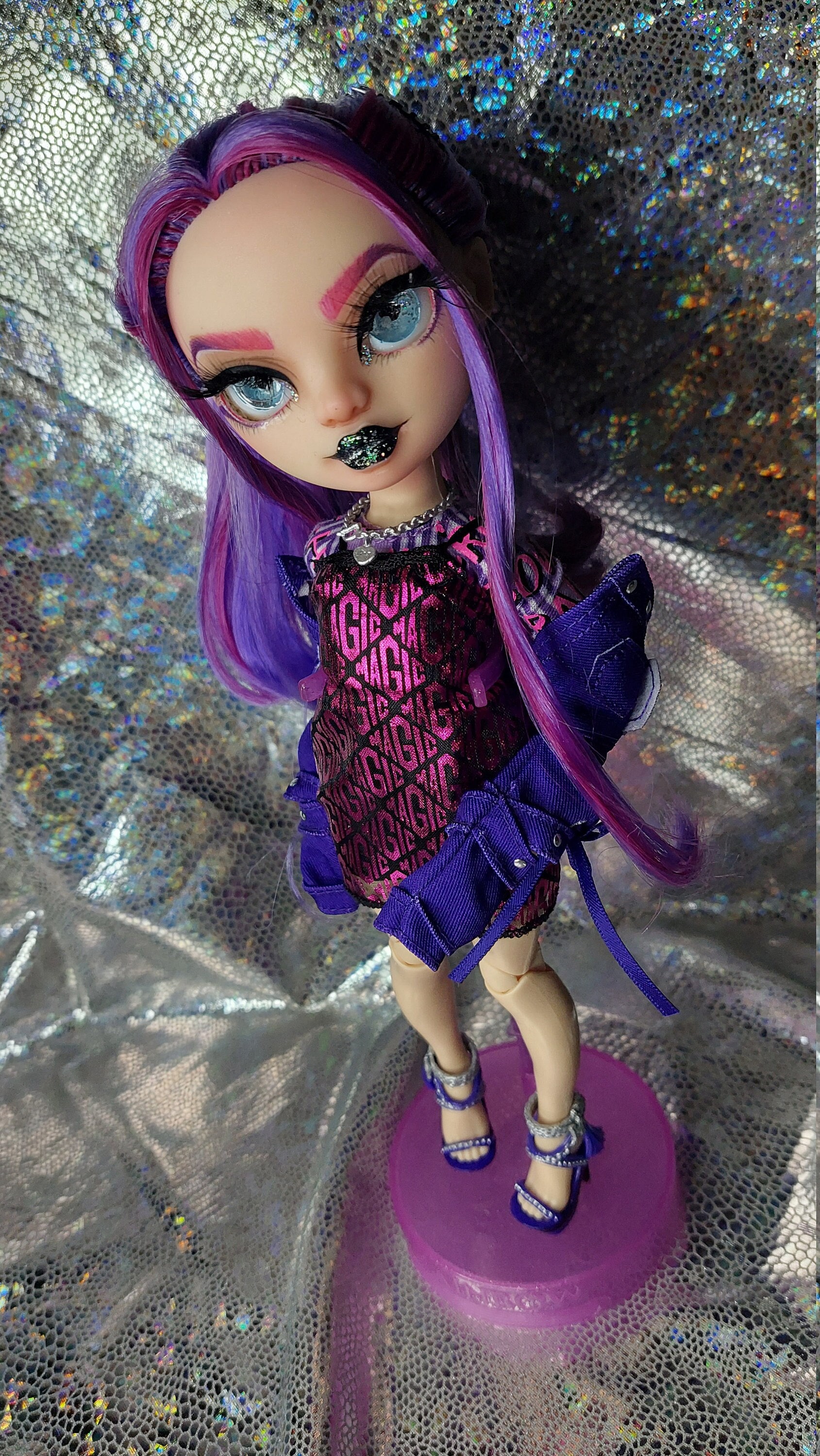 Rainbow High Emi Vanda Doll Lagoagrio Gob Ec