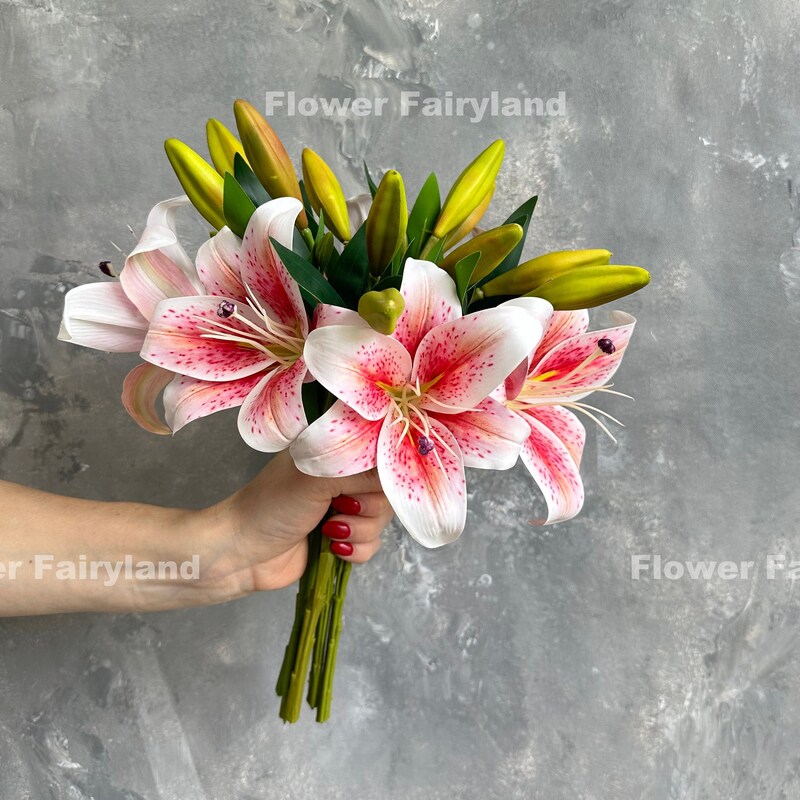 Tiger Lily Bouquet - Etsy