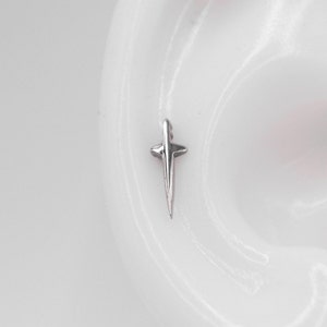 Sword Piercing 16g Flatback Stud Antiallergenic Piercing Grade Threaded ...