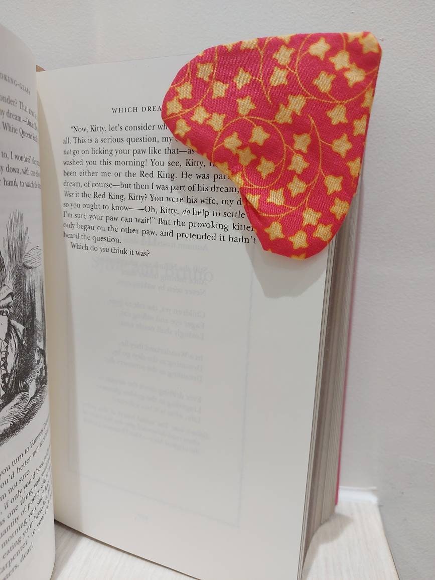 Heart shaped bookmark Fabric heart bookmark corner bookmark - Etsy.de