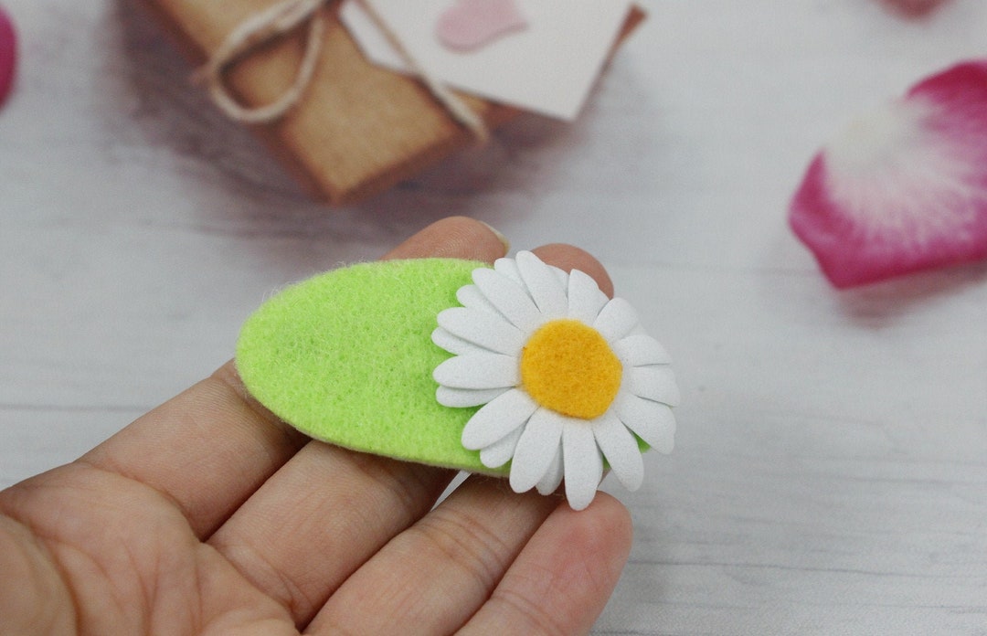 Set of 2 Daisy Click Clack Snap Hair Clip for Girls Summer Floral Hair ...