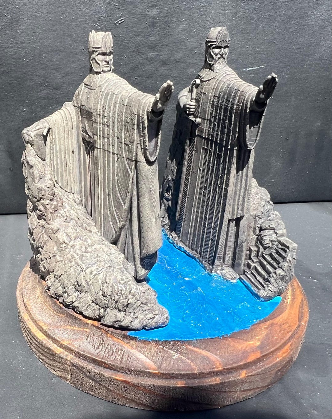 Gates of Argonath, Pillars of Kings Lord of the Rings Display - Etsy