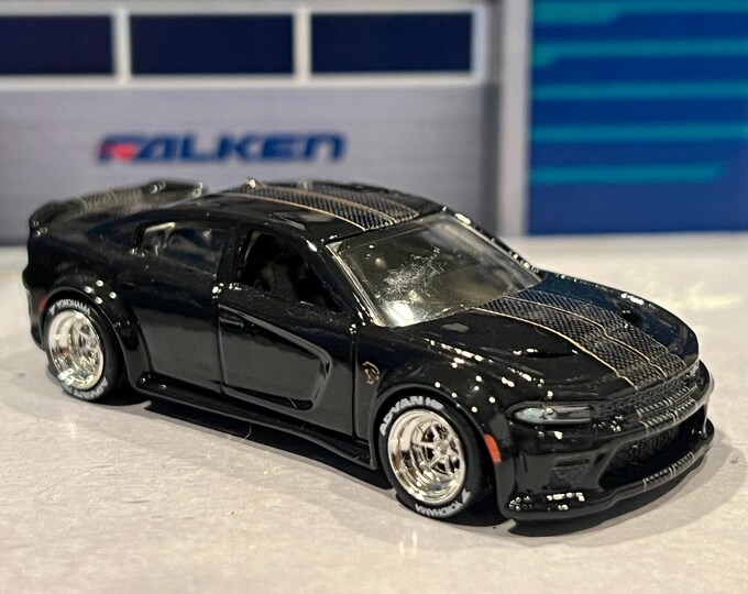Hot Wheels Premium Dodge Charger Hellcat Black With Deep Dish Wheel ...