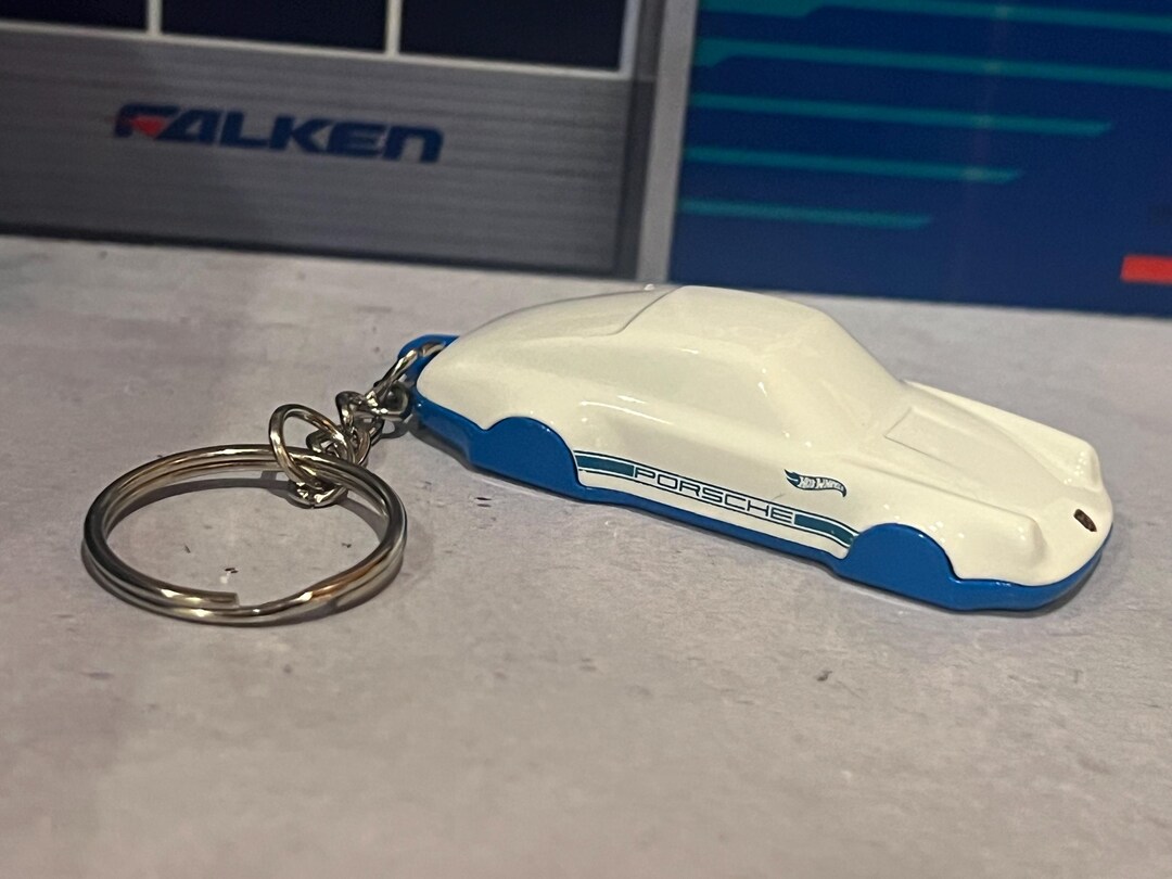 Hot Wheels Porsche Carrera Keychain - Etsy