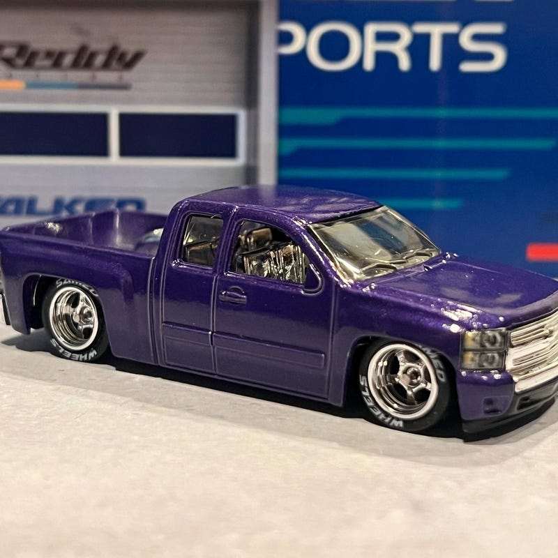 Custom 1/64 Chevy Truck - Etsy