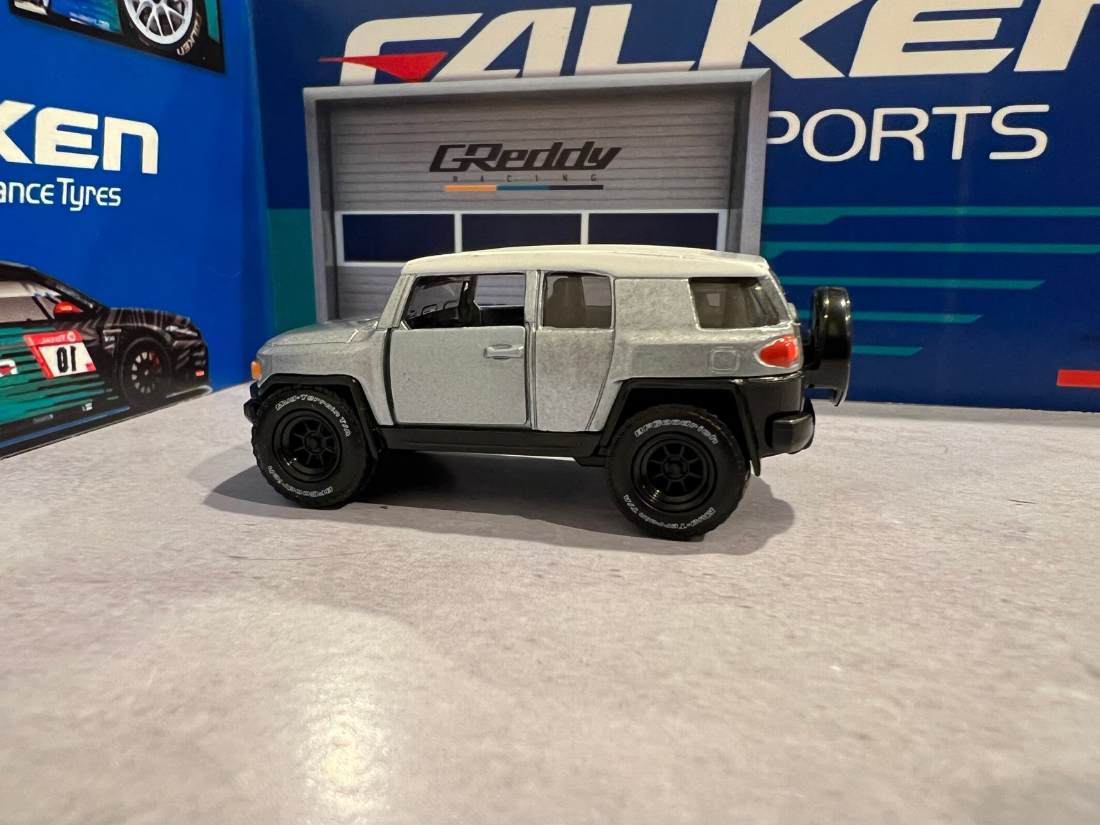 Matchbox Moving Parts Toyota FJ Cruiser With Real Riders off - Etsy
