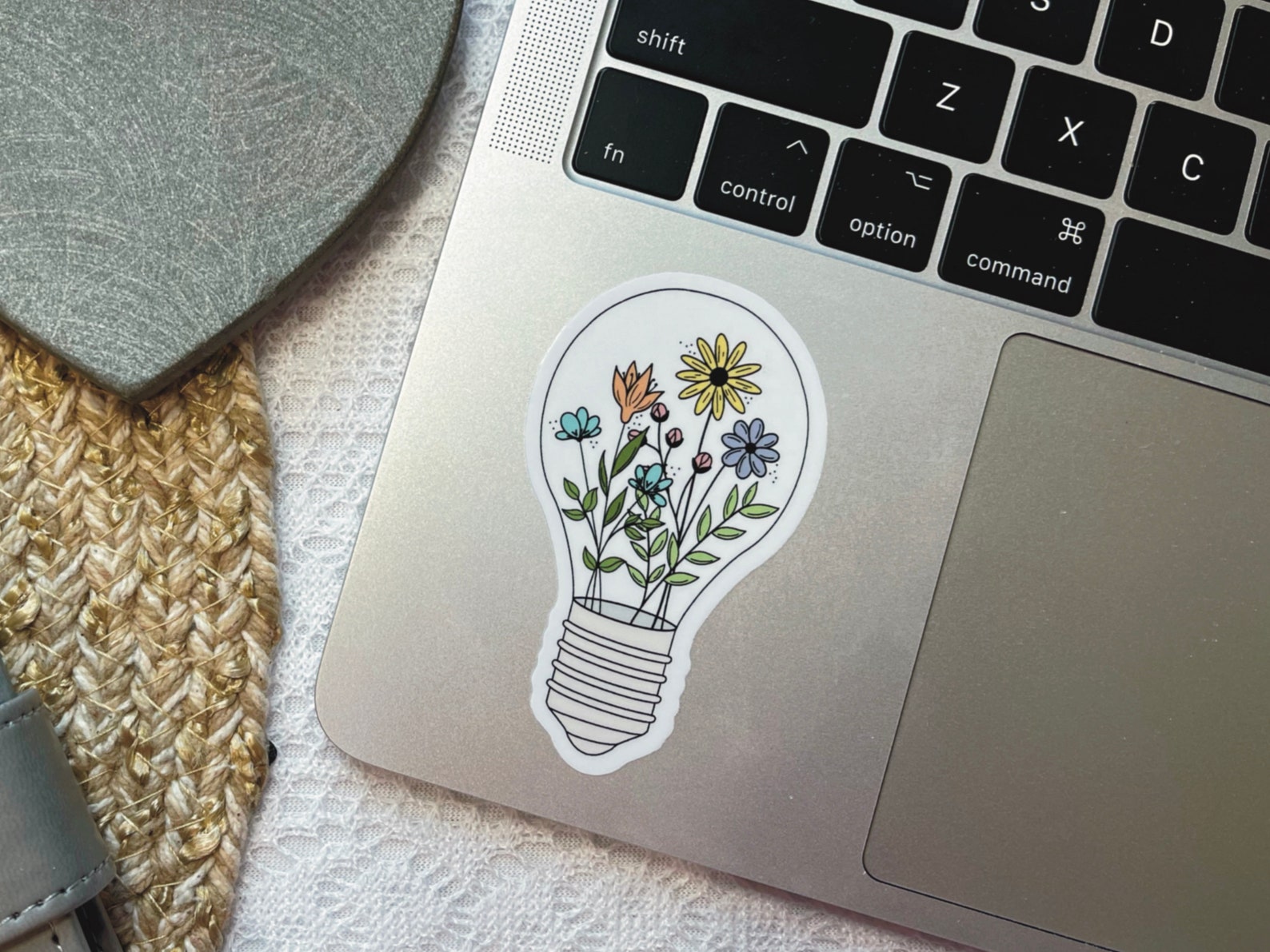 Floral Light Bulb Sticker, Aesthetic Botanical Sticker for Water Bottle ...