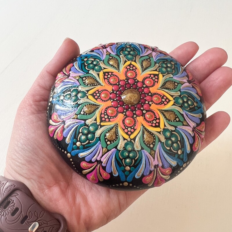 Mandala Rock - Etsy