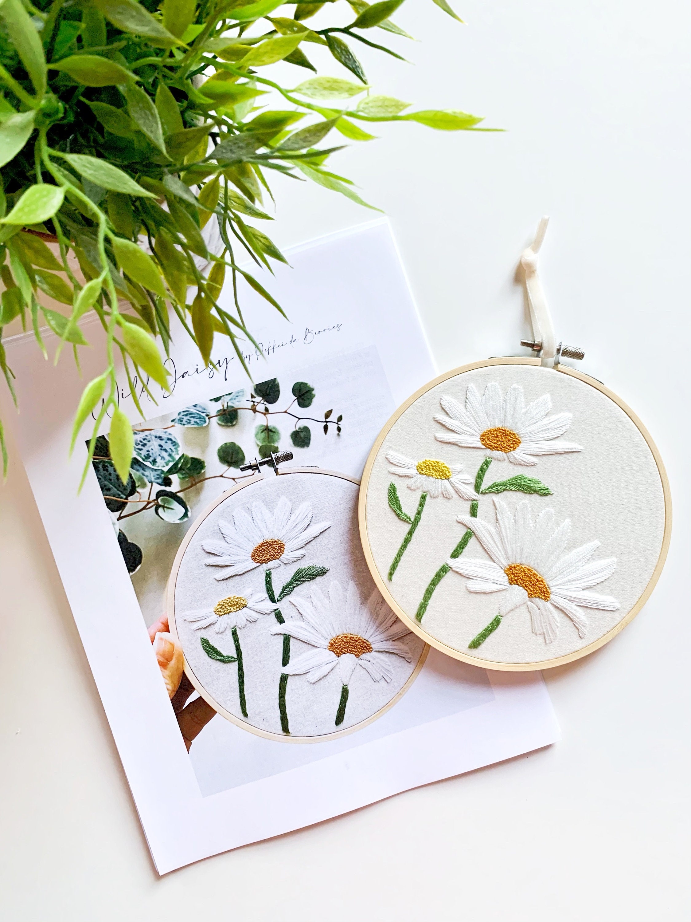 Wild Daisy Embroidery Pattern. Botanical Embroidery PDF - Etsy