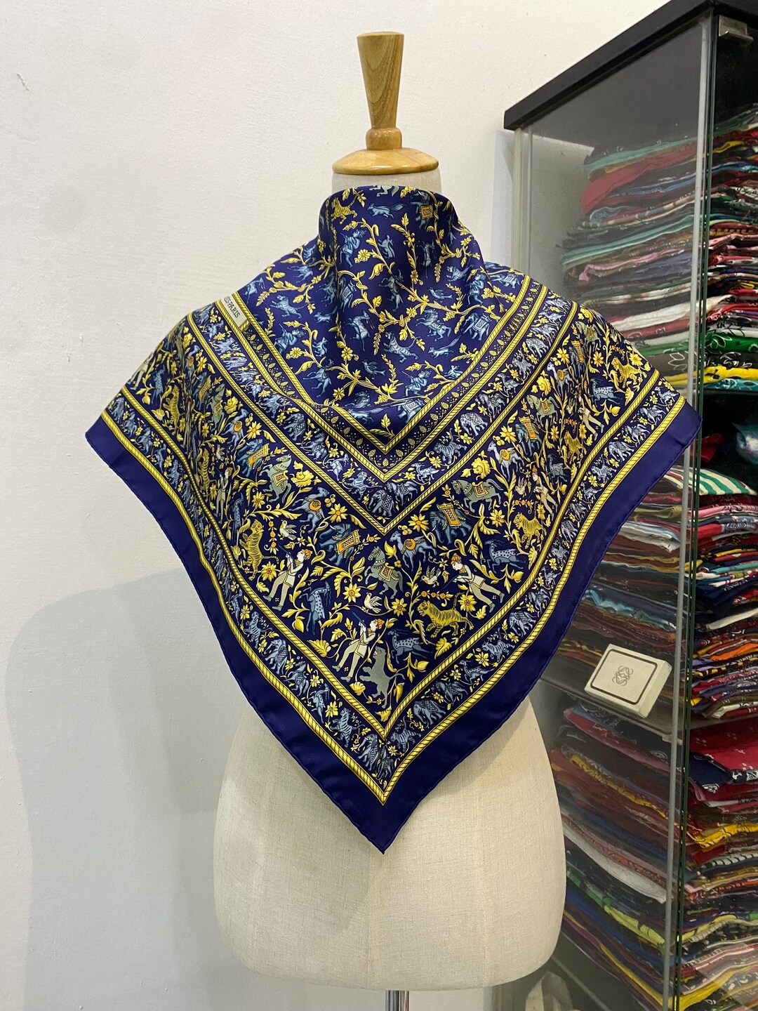 Vintage Hermes Chasse En Inde Silk Scarf Hermes 34x34 Hermes Silk Scarf ...